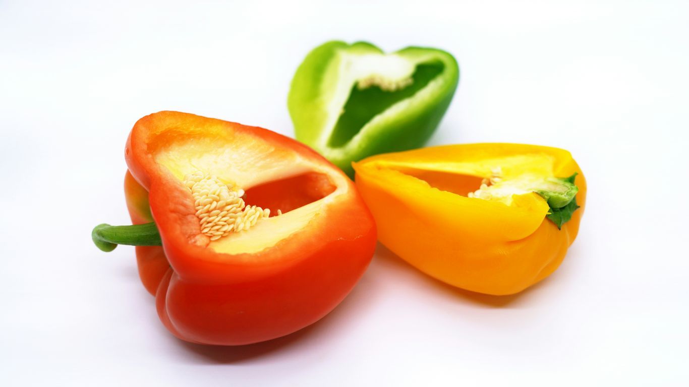 Why Choose Private Label Food Manufacturers for Your Brand?